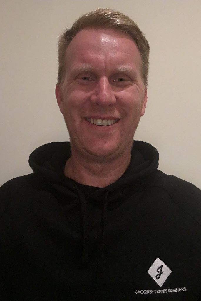 Faces Of MTM – Tennisteacher